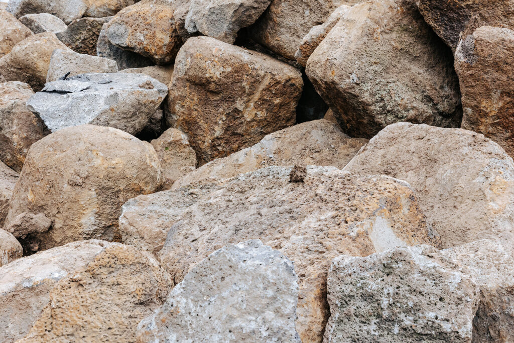 Local Basalt Rocks | Basalt Rocks | Basalt Landscaping Rocks - Transrock