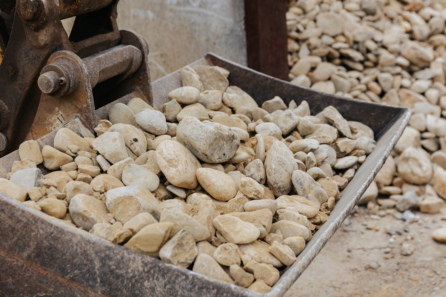 River Pebbles | River Rocks | River Rock Landscaping - Transrock